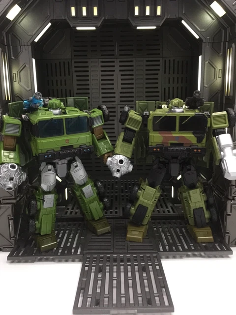 TRANSFORMERS LEGACY EVOLUTION Wrecker Bulkhead And Legacy Bulkhead £23. ...