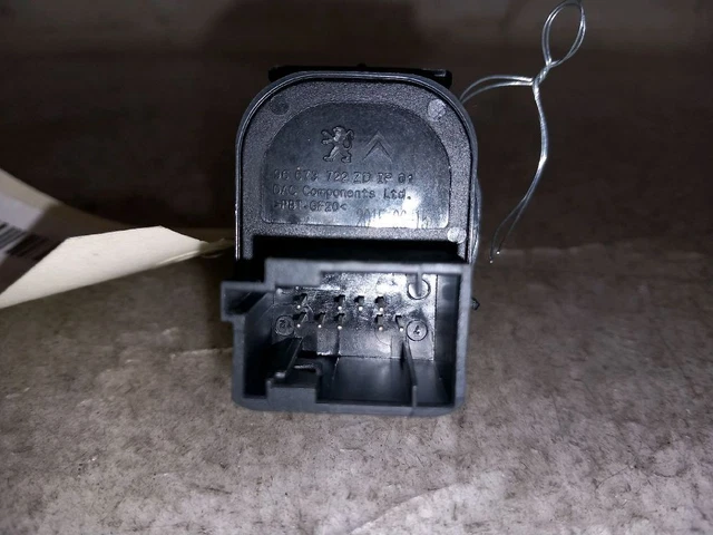 COMMUTATEUR RÉTROVISEUR CITROËN C4 Cactus (0B/0P) 2015 96673722ZD EUR ...