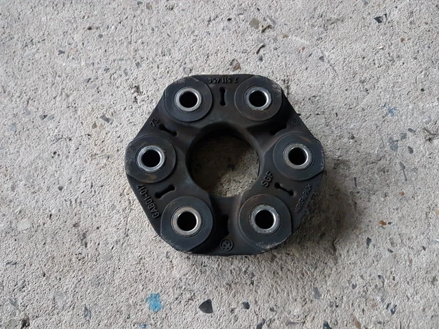 BMW 1ER F20 F21 3er F30 F31 LCI Hardyscheibe Gelenkscheibe LK=96MM/12 ...