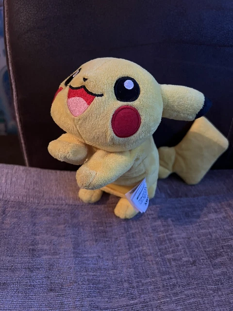 TALKING TOMY POKEMON Pikachu Talking Sounds Pikachu Various Sayings ...