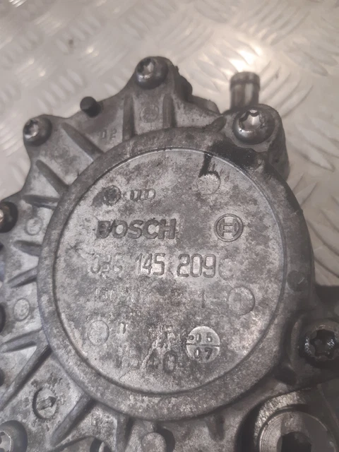 2007 VW PASSAT 2.0 Tdi Bkp Bosch Tandem Vacuum Pump 03G145209C £30.00 ...