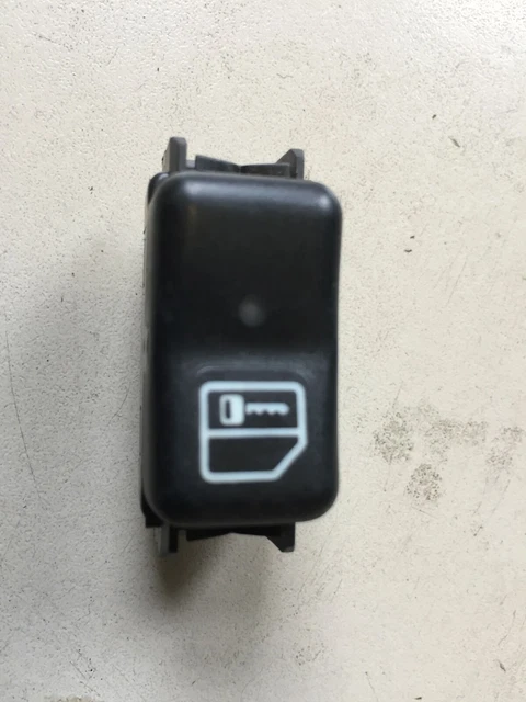 MERCEDES-BENZ W202 SWITCH central locking ZV locking system 2028204010 ...