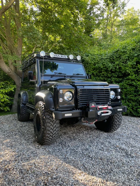 LAND ROVER DEFENDER 90 xs CSW Spectre Twisted Edition 2014 64 reg ...