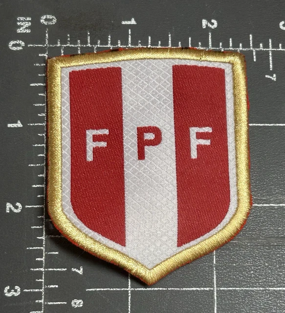 PERUVIANO CALCIO FEDERAZIONE Fpf Perù Nazionale Calcio Team Club Crest ...