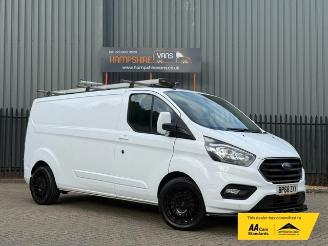 2018 FORD TRANSIT Custom 2.0 300 EcoBlue Limited Panel Van 5dr Diesel ...