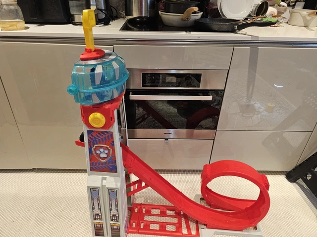 PAW PATROL RESCUE wheels super loop tower hq with chase and truck ...