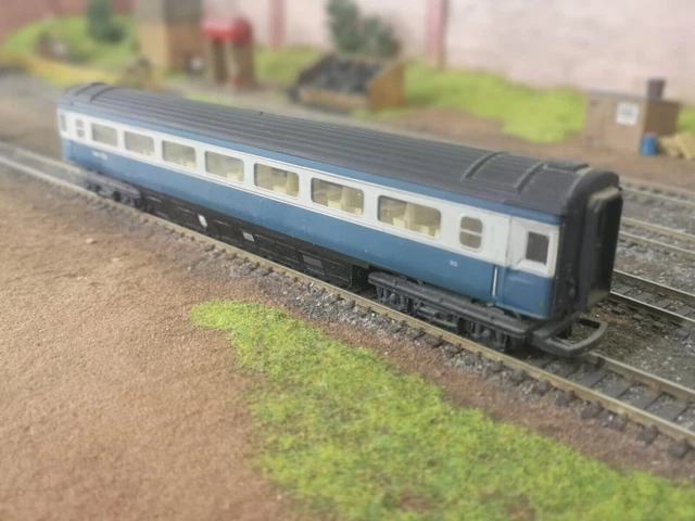 HORNBY INTERCITY BR MK3 Coach In BR Livery OO Gauge £14.00 - PicClick UK