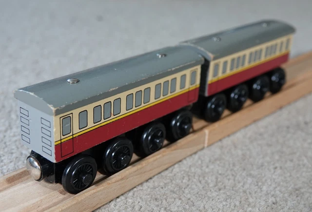 EXPRESS COACHES FOR Brio Thomas and Friends Wooden Railway Engine Train ...