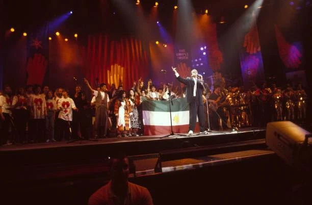 SIMPLE TRUTH CONCERT, Finale Of Concert For The Kurdish People Org ...