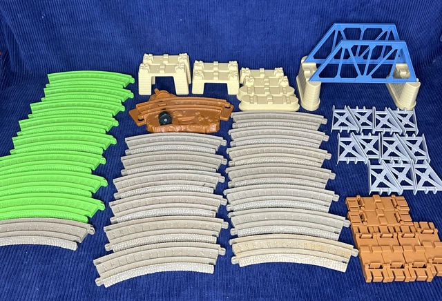 THOMAS & FRIENDS TrackMaster Risers Bridges 52 Piece Expansion Green ...