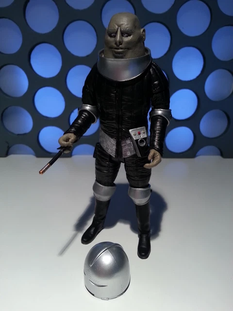DOCTOR WHO LINX Lynx Sontaran Helmet Gun The Time Warrior 5" Classic ...