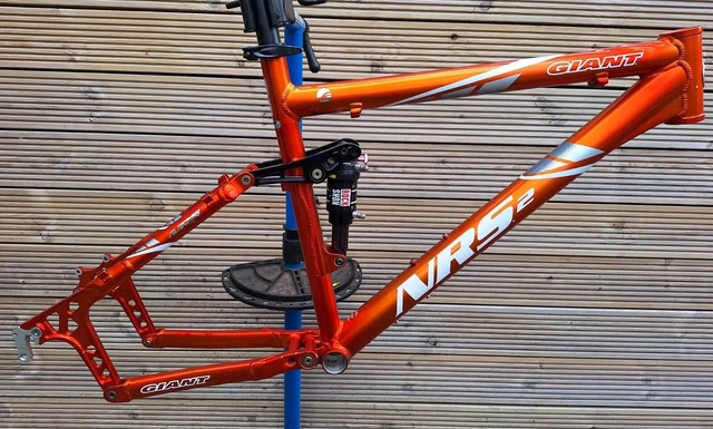 VGC GIANT NRS 2 VTT cadre VTT 18,5" moyen choc Rockshox SID, orange EUR ...