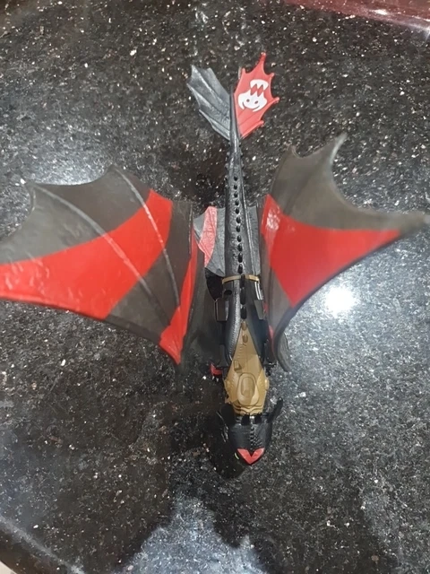 HOW TO TRAIN Your Dragon Toothless Racing Stripes Figure (2014 ...