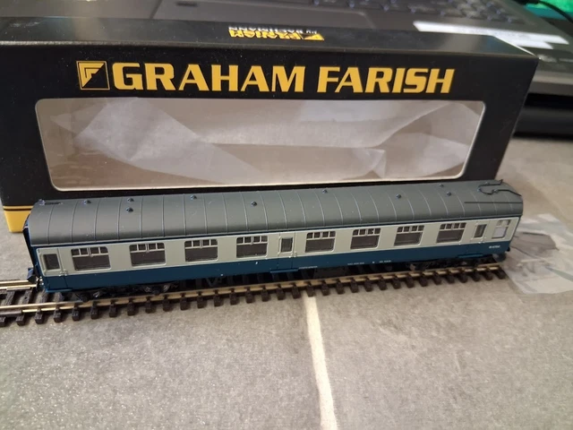 GRAHAM FARISH N Gauge 374-013C - BR BLUE/GREY Mk 1 SO 2nd Open Coach £ ...
