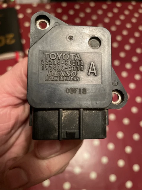 TOYOTA HIACE HILUX D4D Denso Airflow mass sensor MAF Box #30 22204 ...