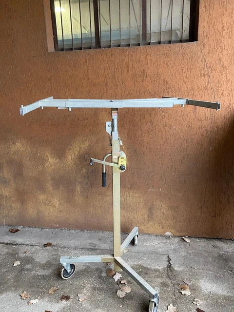 ALZALASTRE CARTONGESSO AKIFIX, portata massima 50 kg, usato, ottime ...