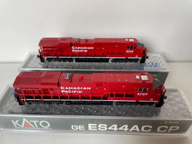 N SCALE KATO ES44AC CP Canadian Pacific #8700 & #8743 Set of 2 w/ DCC ...