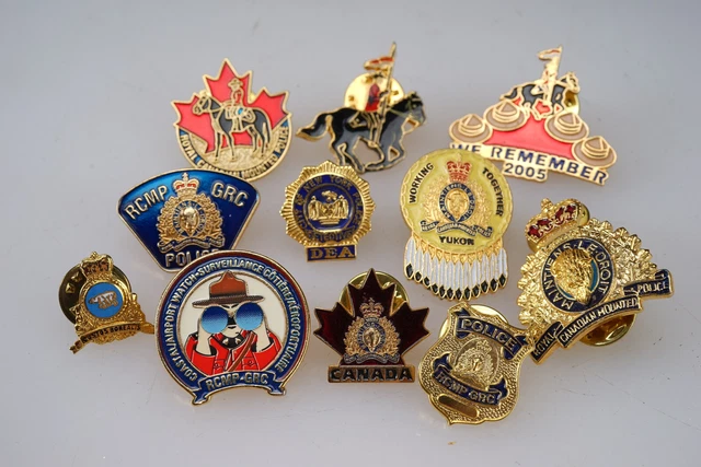 VINTAGE RCMP ROYAL Canadian Mounted Police Souvenir Pins Buttons LOT ...