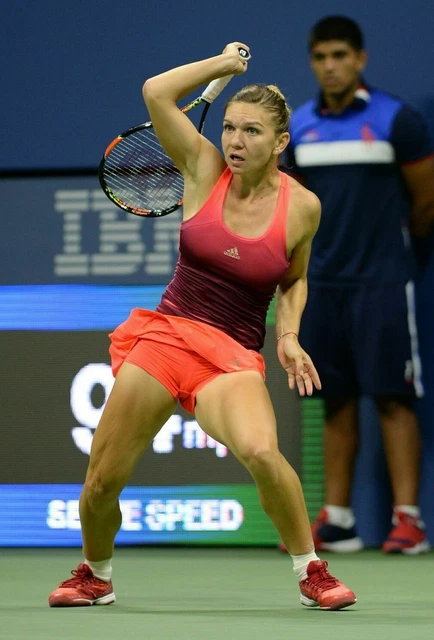Simona halep hot store