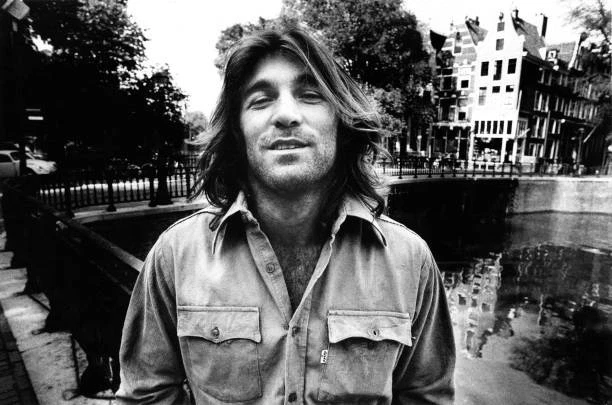 DENNIS WILSON FROM The Beach Boys Posed in 1971 3 OLD PHOTO £5.50 ...