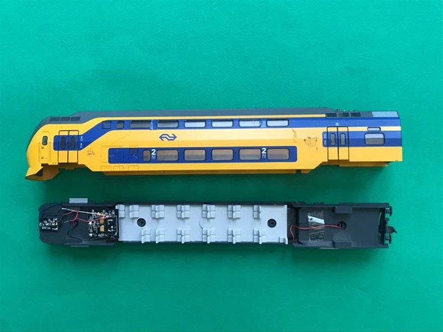 RIVAROSSI DUTCH RAILWAYS Double Deck Passenger dummy cab DCC £25.95 - PicClick UK