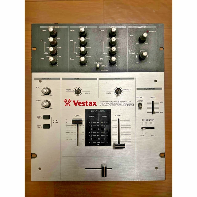 VESTAX PMC-05 PRO III VCA DJ Mixer Classic Battle Model £161.55 ...