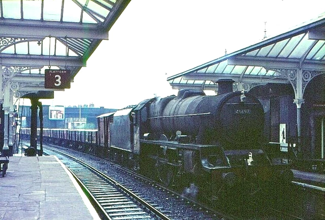 *ORIGINAL AGFA 35MM SLIDE* JUB 45697 "ACHILLES" THROUGH SKIPTON STATION ...