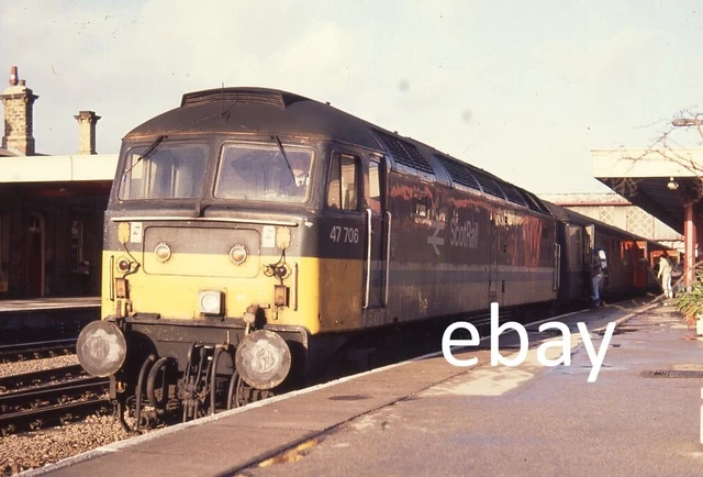 ORIGINAL 35MM RAILWAY SLIDE BR SCOTRAIL DIESEL 47706 at SHEFFIELD on 5 ...