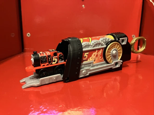 THOMAS & FRIENDS Thomas Minis James Launcher & James Mini Fisher-price ...