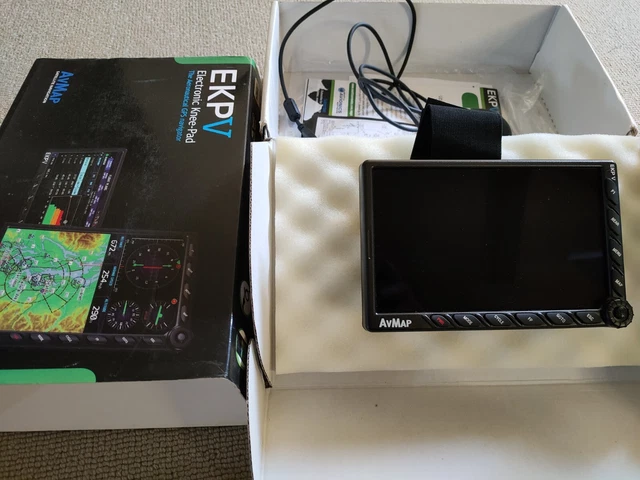 AIRCRAFT GPS AVMAP EKP V + Cockpit Docking Station GPS and MFD Private ...