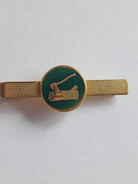 BOY SCOUT LEADER GILWELL PARK 1960s Tie Clip Bar Enamel (Axe in Log) £4 ...