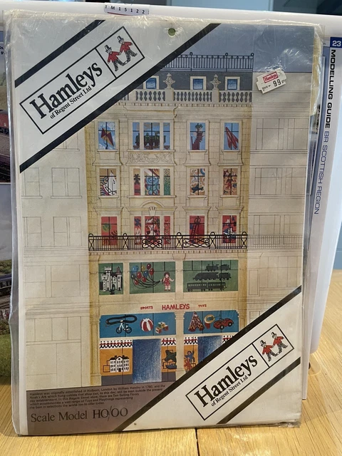 KIT EN CARTON magasin Builder Plus jauge OO BPOO23 Hamleys pour modèles ...