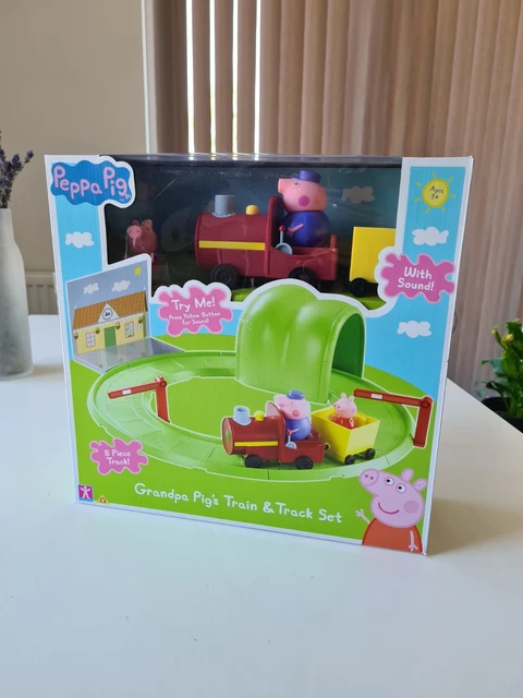 PEPPA PIG, GRANDPA Pig's Train and Track set with sound - NEW £36.90 ...