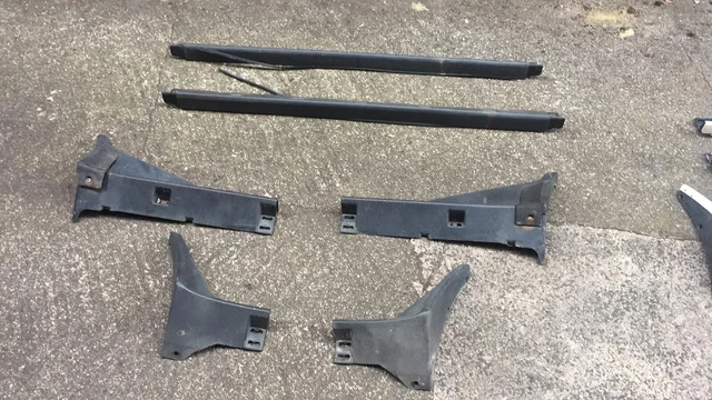 TOYOTA COROLLA AE82 Twin Cam GT Body Kit Skirts USED not AE86 AE92 4AGE ...