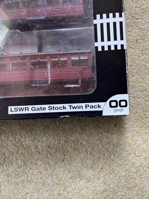 KERNOW NEW K1003 LSWR Gate Stock BR Crimson Set 363 Kernow Model Rail ...