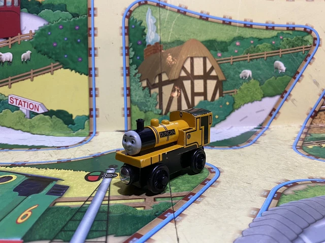 THOMAS AND FRIENDS wooden railway trains Duncan £6.95 - PicClick UK