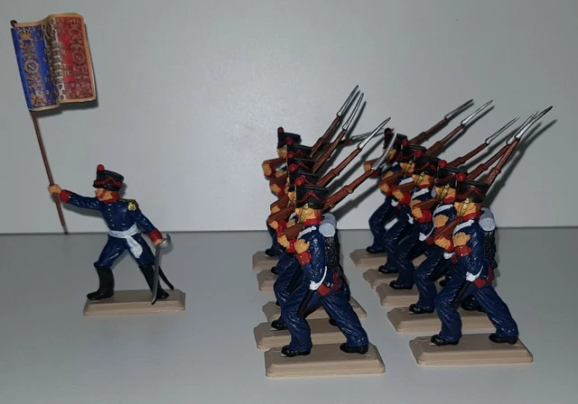 FRENCH INFANTRY NAPOLEONIC War MARCHING SET DSG Toy Soldiers ARGENTINA ...
