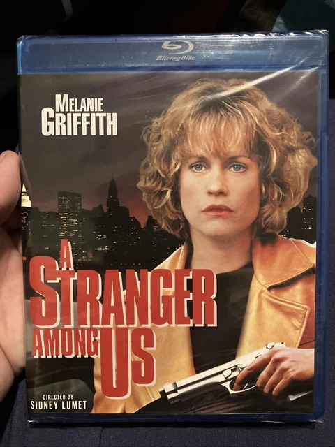 A STRANGER AMONG Us (Blu-ray, 1992) Melanie Griffith, John Pankow ...