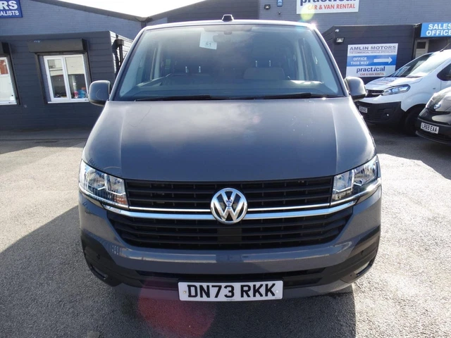 VOLKSWAGEN TRANSPORTER 2.0 TDI T30 Highline Kombi DSG FWD SWB Euro 6 (s ...