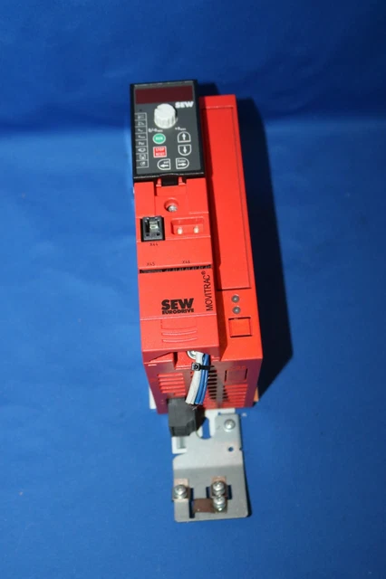INVERTER FREQUENCY INVERTER Sew Eurodrive Mc07B0011-5A3-4-00 + Fsc11B ...