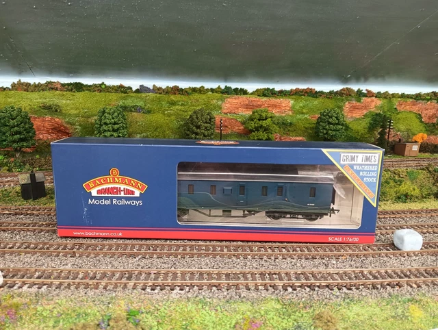 BACHMANN 34-328 50FT PARCELS VAN BR BLUE PRO WEATHERED EXC OO GAUGE LOT ...