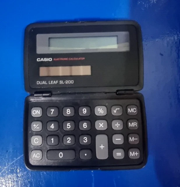 CASIO DUAL LEAF SL-200 Dual Leaf Solar Powered Calculator Flip Case £5. ...