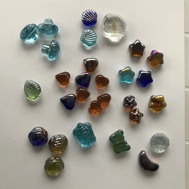 29 PIERRES DECORATIVES Differents Modeles : Coeur-Coquillage-Etoile ...