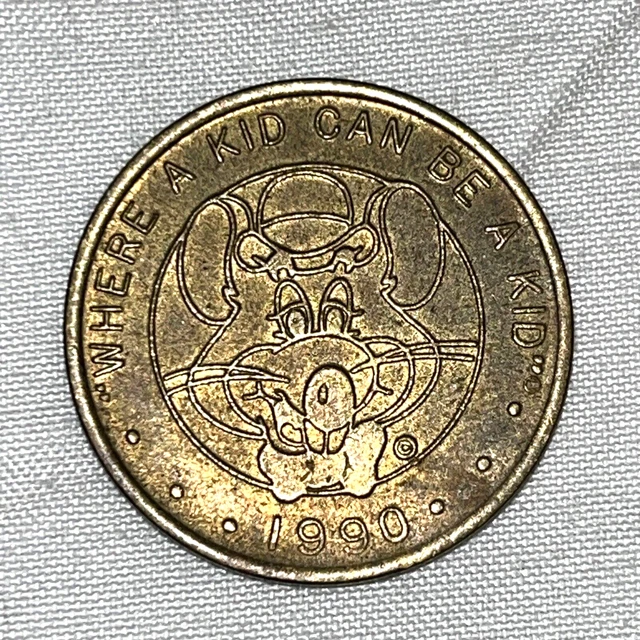 CHUCK E CHEESE Showbiz Token 1990 Brass Game Vintage Pizza Gameroom £14 ...