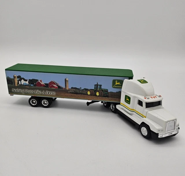 JOHN DEERE SEMI Truck & Tractor Farm Freightliner 1/64 Ertl Diecast £24 ...