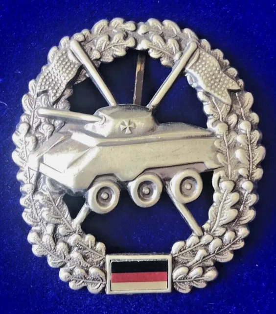 GERMAN ARMY CAP Badge Bundeswehr PANZERAUFKLÄRER (Armoured ...