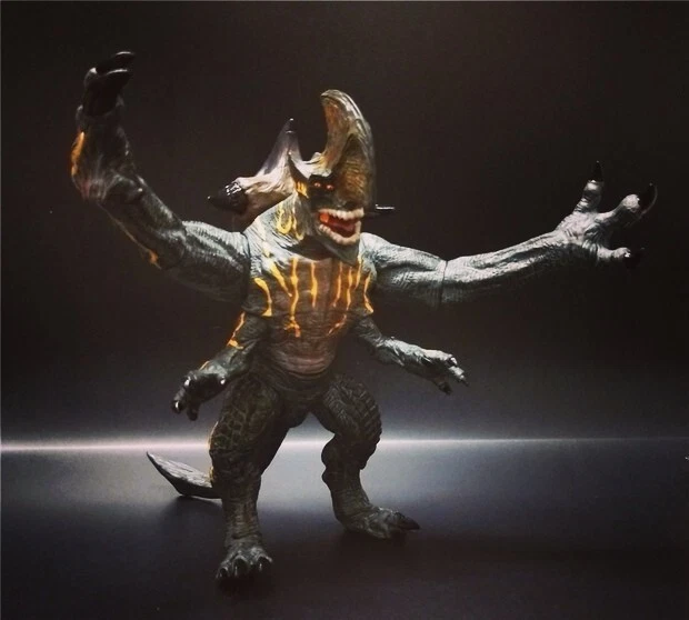 PACIFIC RIM 2 Uprising Kaiju Raijin Knifehead PVC Acción FIGURA JUGUETE ...
