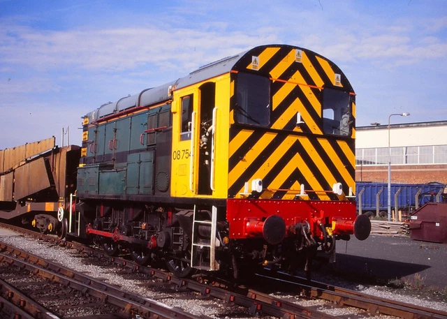 CLASS 08 NO 08754 in freightliner at dagenham £1.00 - PicClick UK