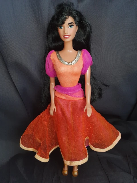 MATTEL 1995 DISNEY Gypsy Dancing ESMERALDA Doll Hunchback of Notre Dame ...