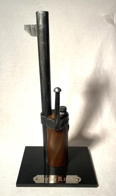SUPPORT DISPLAY STAND for Berthier M1892 bayo. with engraved metal ...